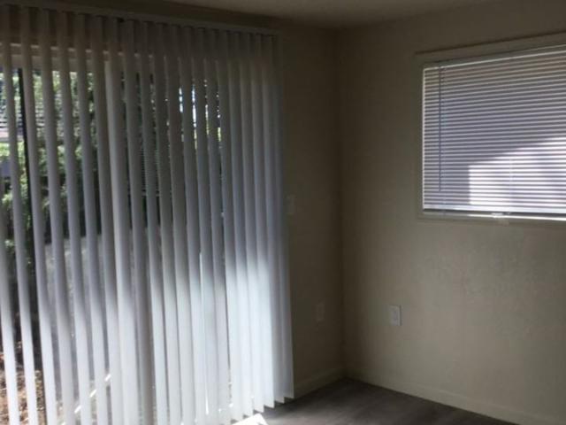 Anchor Apartments 1 Bedroom Apartment for Rent at 15340 Se Stark St, Portland, OR 97233 Centennial