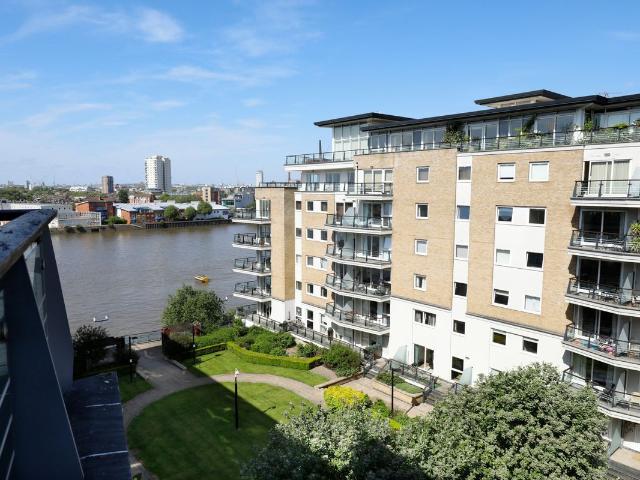 Anchor House, Smugglers Way, Wandsworth SW18, 2 bed flat to rent, £2,600 pcm | PrimeLocation