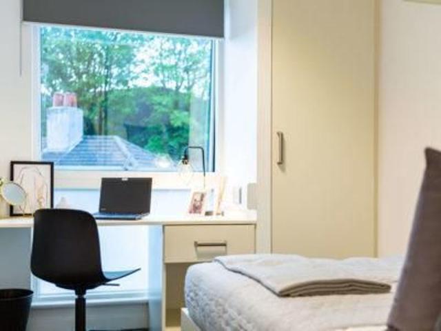 Anchor Road, Bristol BS1, 1 bed flat to rent, £1,170 pcm | PrimeLocation