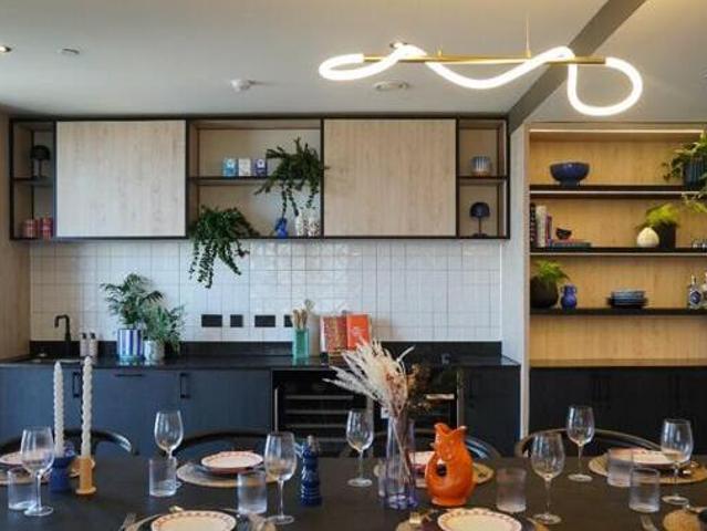 Anchorage Quay, Manchester, 2 Bedroom Apartment