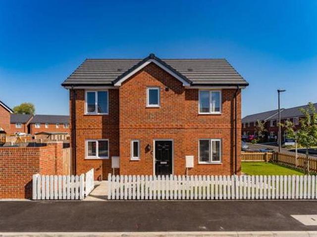 Anchorfield, Leigh, 3 Bedroom Semi detached