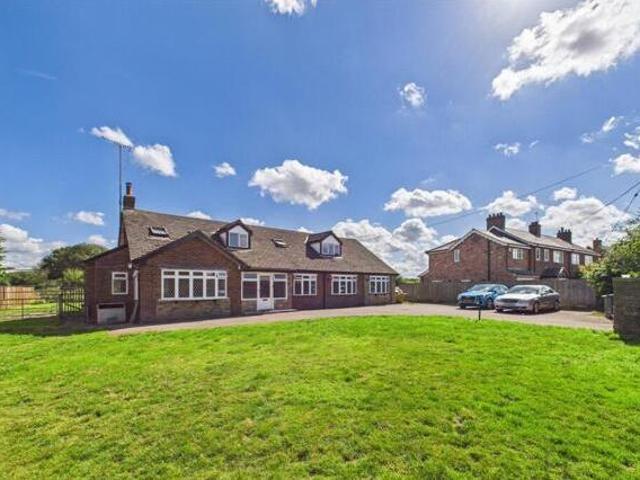 Ancoats Lane, Great Warford, 6 Bedroom Detached