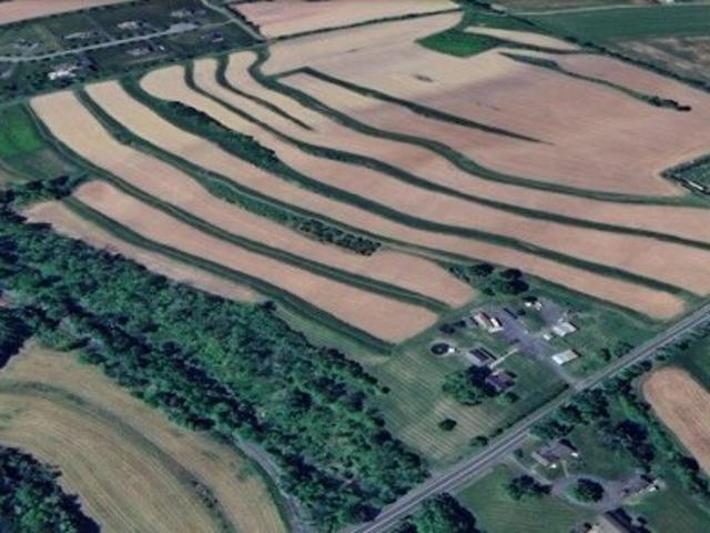 And County Road,alexandria Township, Farm House For