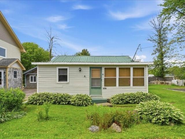 And Cedar St, South Hero, Home For Sale