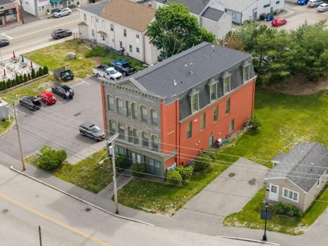 And Railroad St, Abington, Home For Sale