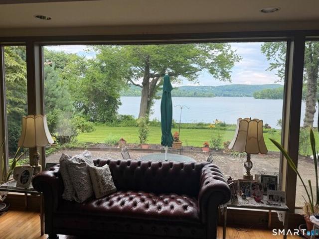And W Shore Rd, Washington, Home For Sale