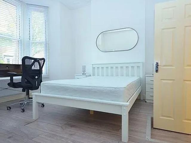 Andalus Road, London, SW9 9PQ, United Kingdom | Room for rent #167543685 | Rentberry