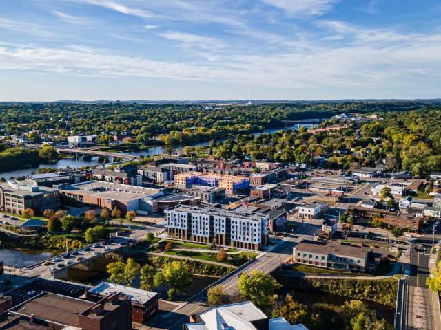 Andante 2 Bedroom Apartment for Rent at 100 N Farwell St, Eau Claire, WI 54703 Downtown Eau Claire
