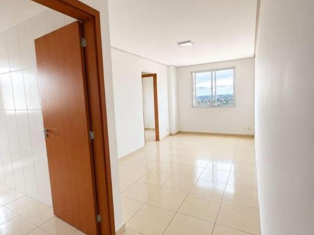 Andar Alto e Vista Livre! Apartamento de Canto com 2 Quartos em Samambaia Sul, minha casa minha vida