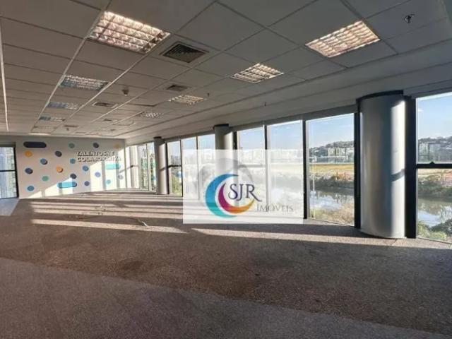 Andar Corporativo com 625,00m² com 18 vagas de garagem