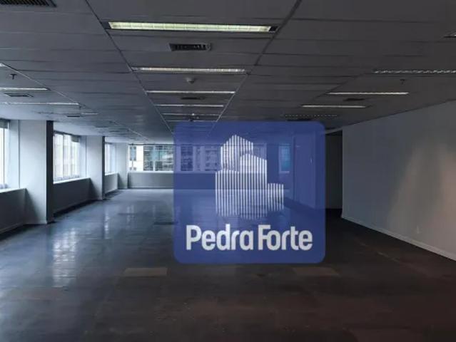 Andar corporativo com área BOMA de 1151 m²