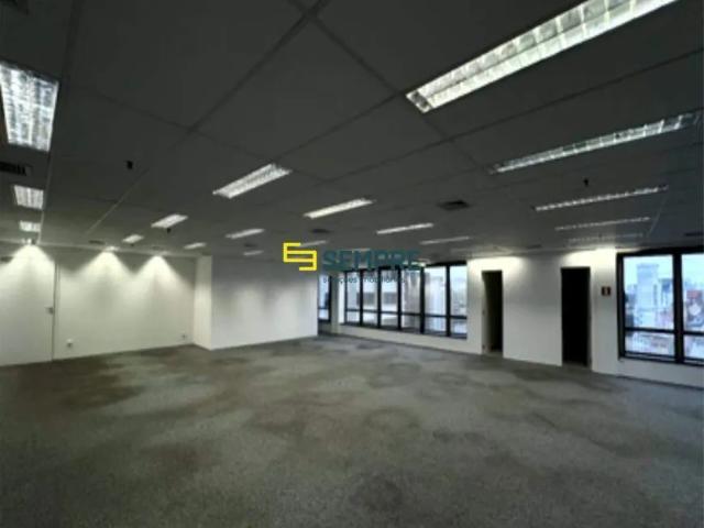 Andar corporativo para alugar na Bela Vista em São Paulo – Ed. Ourinvest