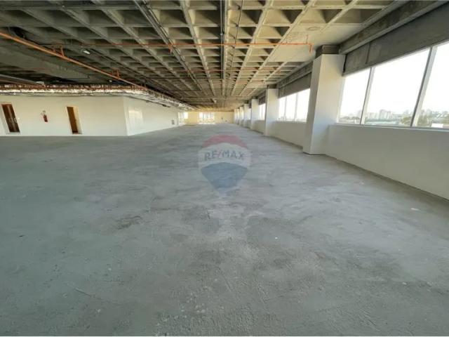 Andar corporativo para locação na Barra Funda com 1025 metros 28 vagas