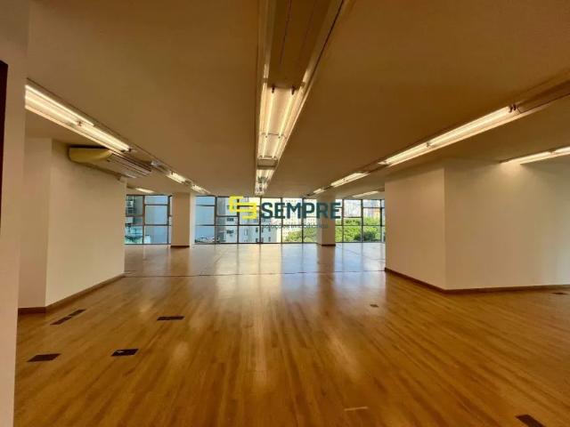 Andar corporativo para locação no centro de BH Ed. Bravo BH