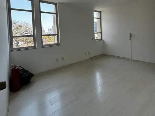 Andar para aluguel e venda com 190 metros quadrados
