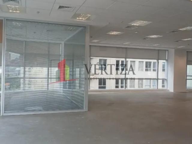 Andar para locação com 1.056m² em Pinheiros
