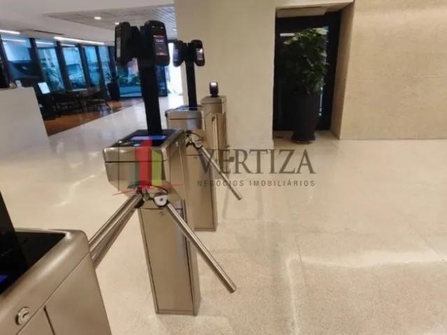 Andar para locação com 370m² na Vila Olímpia