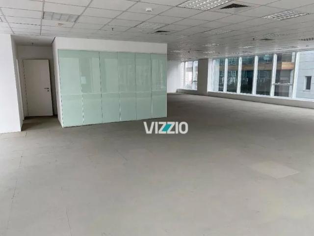 Andar para locação em Moema com 626m²