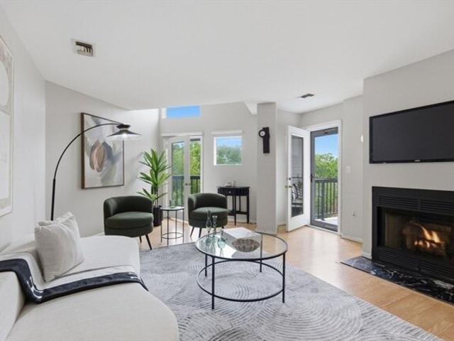 Anderer Ln Apt,boston, Condo For Sale