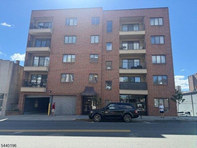 Anderson Ave Unit E, Cliffside Park, Condo For Sale