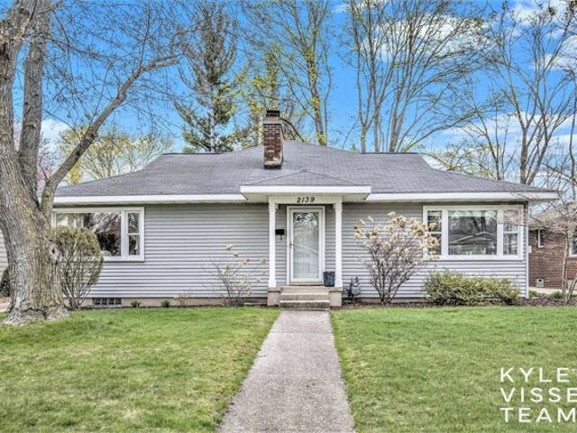 Anderson Dr Se, Grand Rapids, Home For Sale