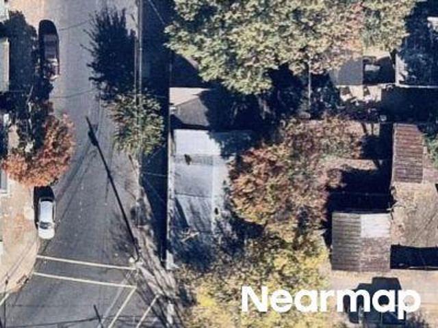 Anderson St
