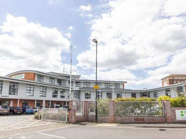 Andersons Road, Southampton, Serviced Office To