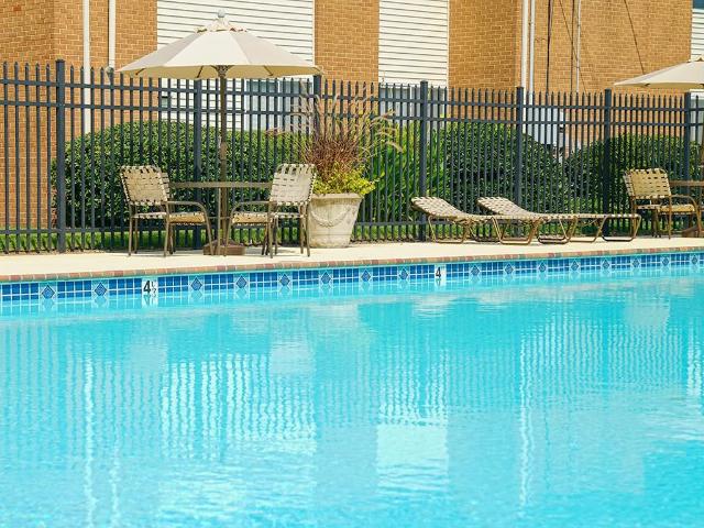 Andover Apartments 2 Bedroom Apartment for Rent at 2501 E Little Creek Rd, Norfolk, VA 23518 Camellia Shores