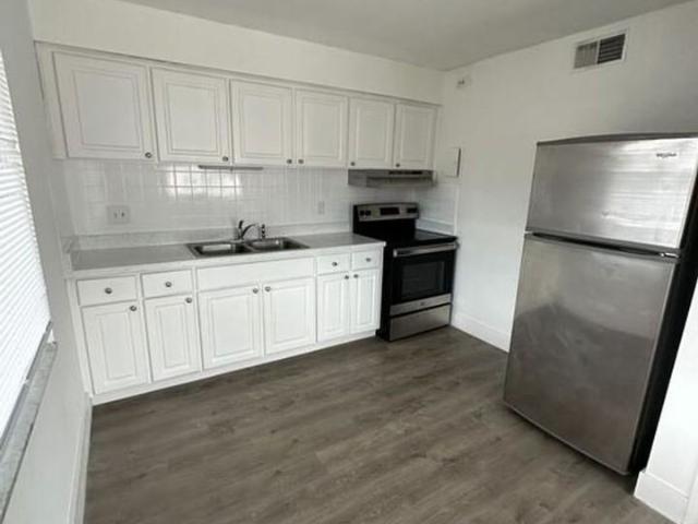 Andover Club Apartments 1 Bedroom Apartment for Rent at 4824 E Busch Blvd, Tampa, FL 33617 Terrace Park