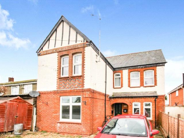 Andover Road, Faberstown, Ludgershall, Andover SP11, 2 bed flat to rent, £1,100 pcm | PrimeLocation
