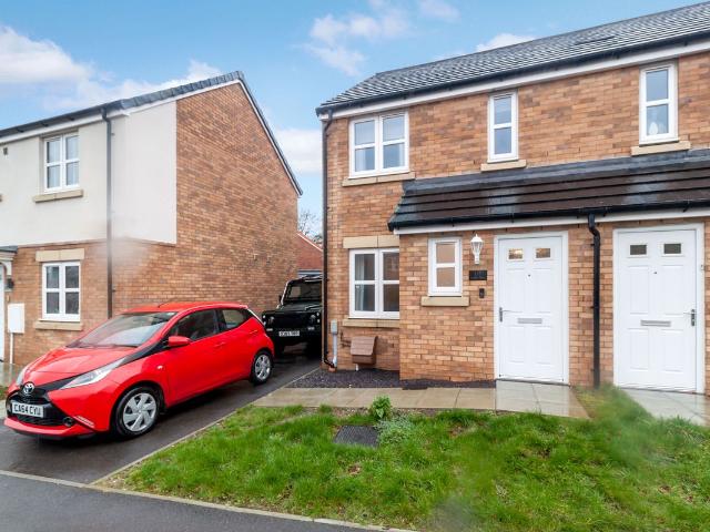 Andover SP11, 2 bed terraced house to rent, £1,300 pcm | PrimeLocation