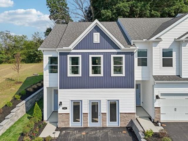 Andrews II Plan River Ridge Townhomes Community