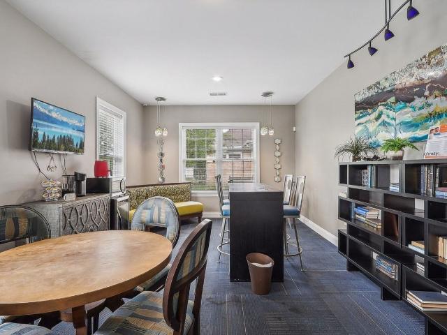 Andrews Ridge Apartments 3 Bedroom Apartment for Rent at 5635 Regency Park Ct, Suitland, MD 20746 Suitland Silver Hill