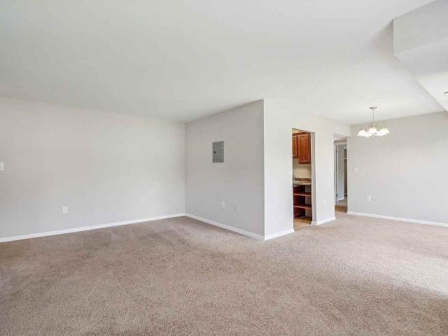 Andrews Ridge Apartments 2 Bedroom Apartment for Rent at 5635 Regency Park Ct, Suitland, MD 20746 Suitland Silver Hill