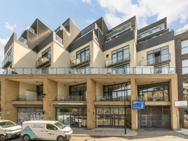 Andrews Road, Broadway Market E8, 2 bed flat to rent, £4,250 pcm | PrimeLocation