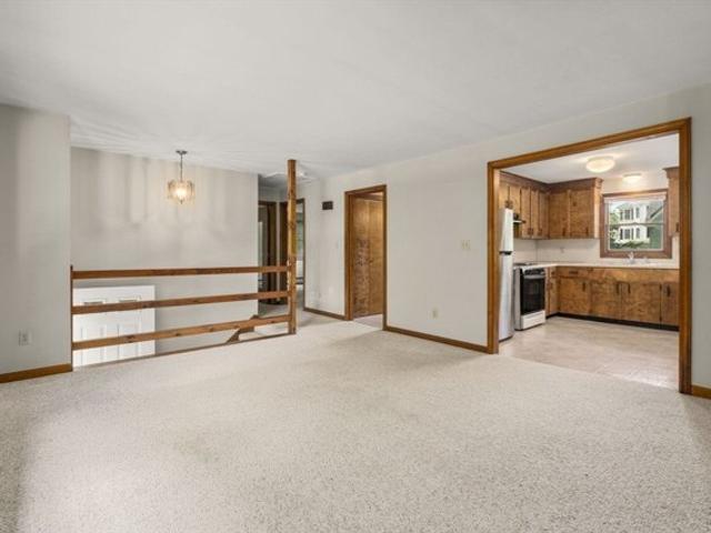 Andrews St, Bellingham, Home For Sale