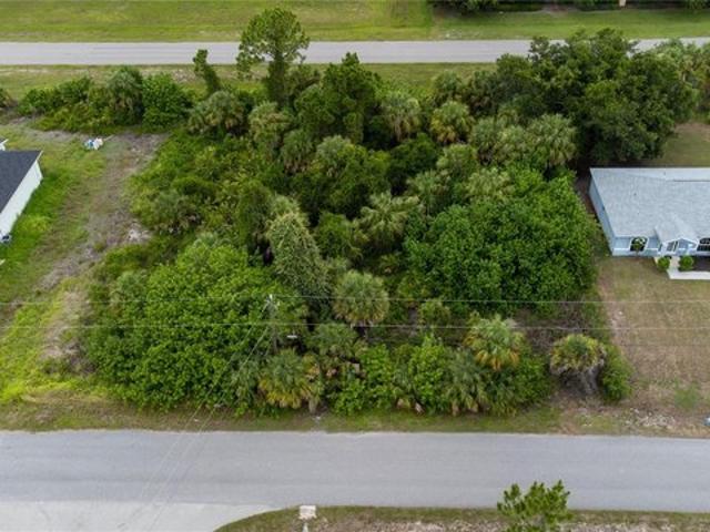 Andris St, North Port, FL 34288