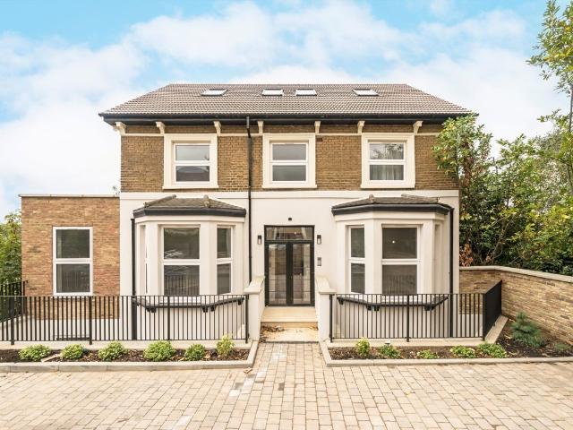 Anerley Hill, Anerley Hill SE19, Studio to rent, £1,300 pcm | PrimeLocation