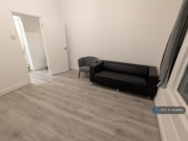 Anerley Road, London, SE20 1 bed flat to rent £1,420 pcm £328 pw