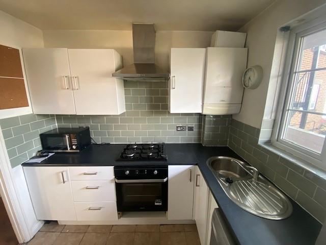 Anerley Road, London SE20 2 bed flat to rent £1,600 pcm £369 pw