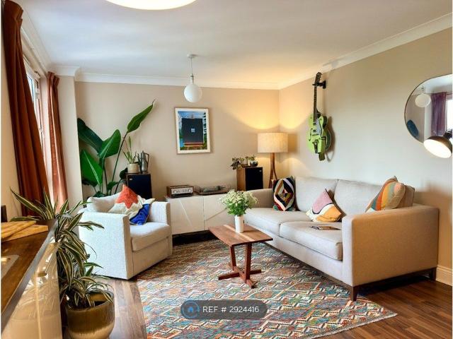 Anerley Station Road, London SE20, 2 bed flat to rent, £1,850 pcm | PrimeLocation