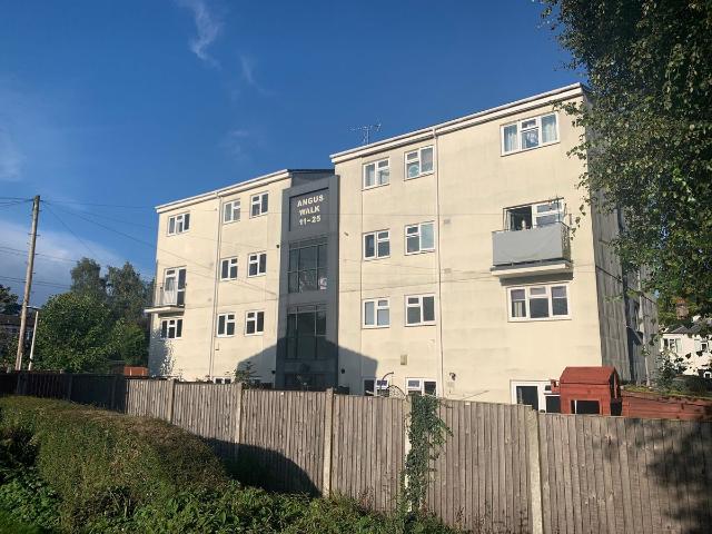 Angus Walk, Macclesfield SK10, 2 bed flat to rent, £875 pcm | PrimeLocation