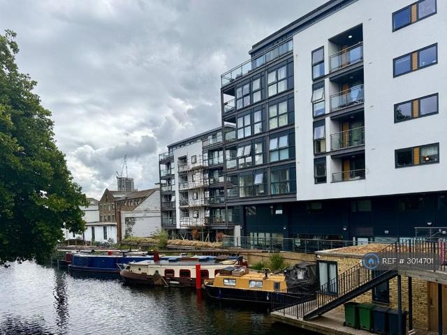 Angel Wharf, London, N1 3 bed flat to rent £3,900 pcm £900 pw