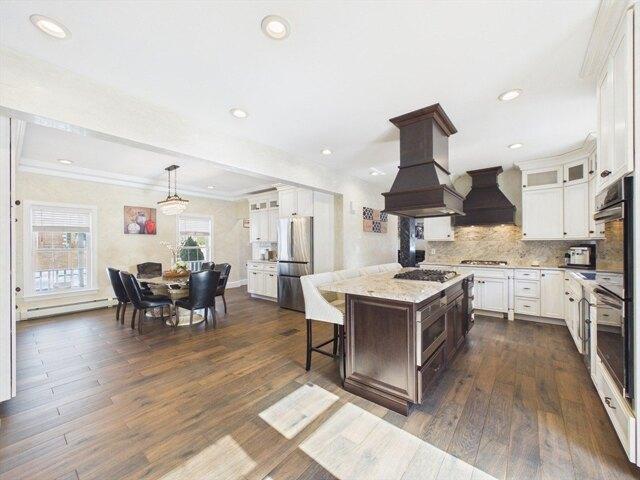 Angel Ct, Westport, Home For Sale