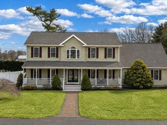 Angel Ct, Westport, Home For Sale