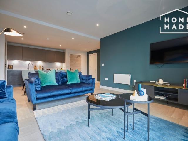 Angel Gardens M4, 3 bed flat to rent, £2,295 pcm | PrimeLocation