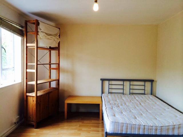 Angel Studio Flat