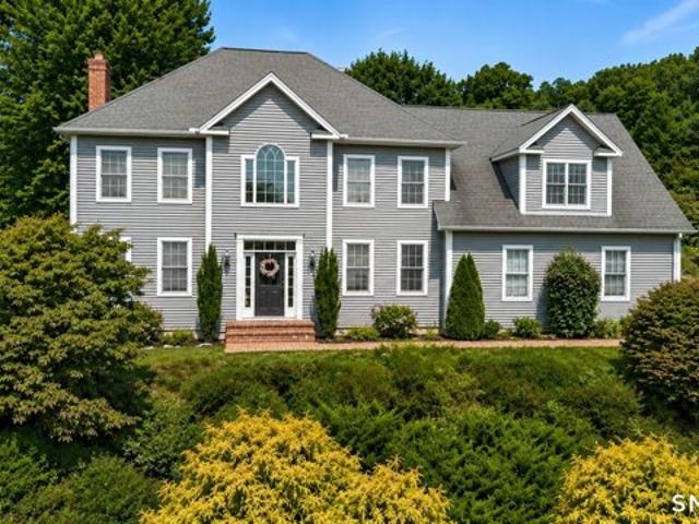 Angelas Way, Burlington, Home For Sale