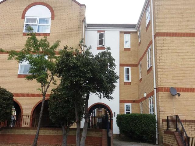 Angelica Drive, Beckton E6, 1 bed flat to rent, £1,300 pcm | PrimeLocation