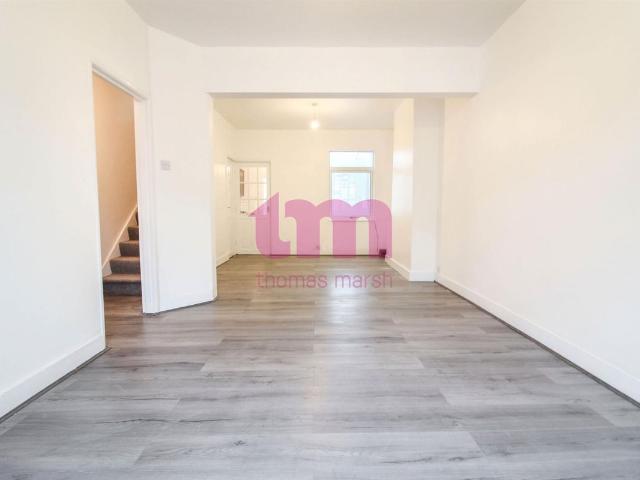 Angle Road, Grays RM20, 3 bed terraced house to rent, £1,900 pcm | PrimeLocation